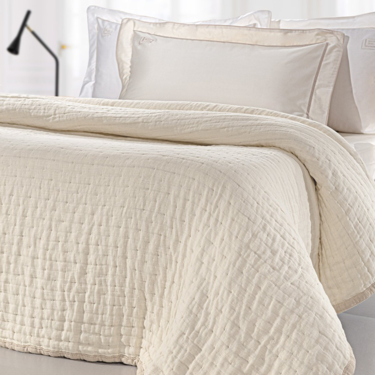 Κουβερλί King Size (270x250) 2 Όψεων Guy Laroche Must Natural - Sand ...